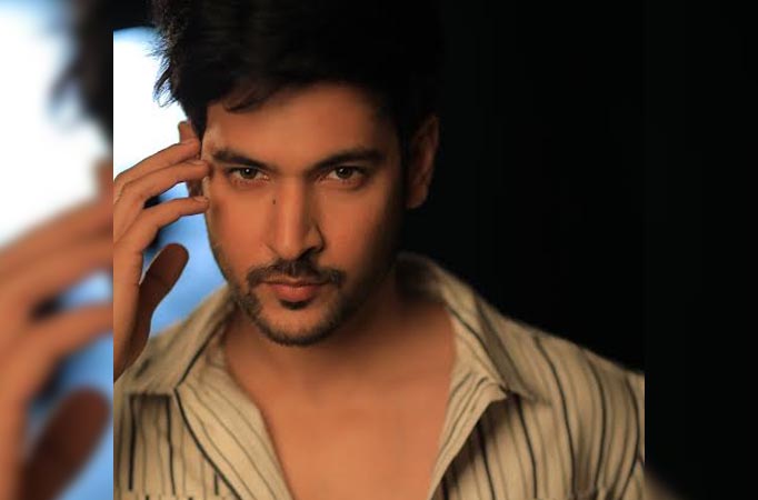 Shivin Narang achieve one million followers on Instagram!